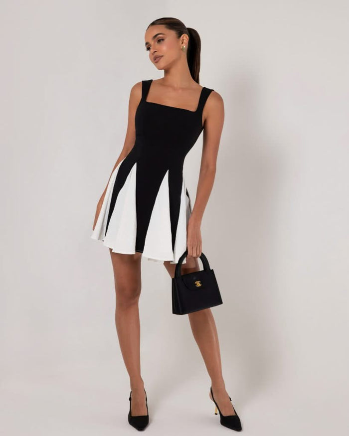 Black colorblock pleated mini dress - HEIRESS BEVERLY HILLS